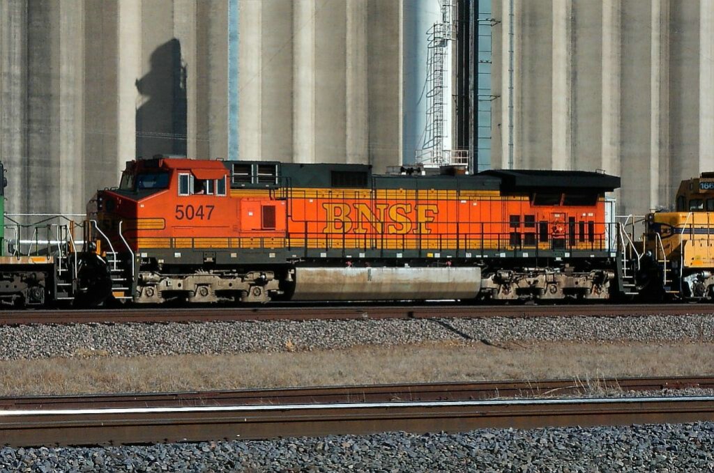 BNSF 5047 (C44-9W)